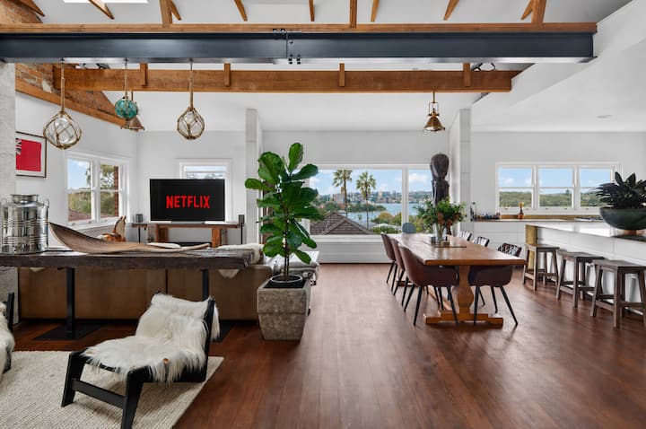 Casa Coticcio | Character With Harbour Views - Manly