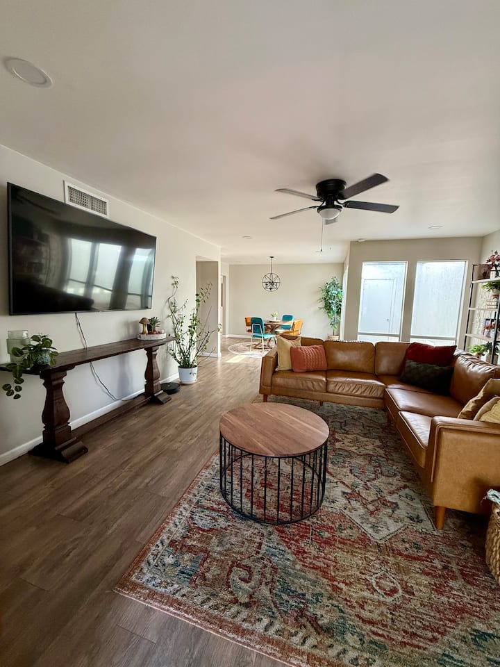 Quiet Condo W/ Pool. Ideal Extended Stay Setup. - Yuma, AZ