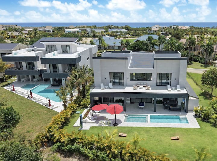 Palmas Mansion: Rare Lux Retreat W/ Pools & Staff - Dominican Republic