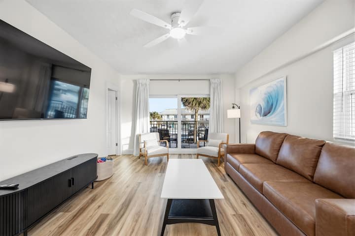 Oceanview 2br With Pool | Good Morning Rentals - Jacksonville Beach, FL
