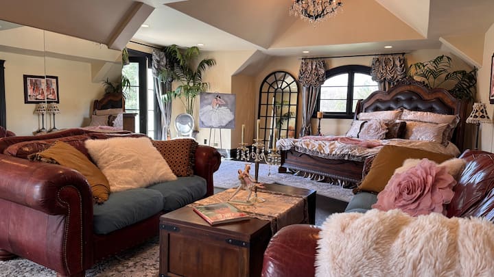 The Audrey Hepburn In Paris Suite - 샌디