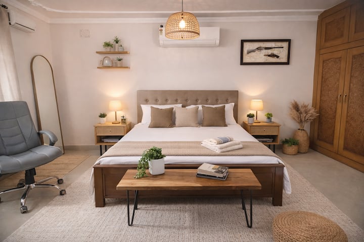 Heart Of Faridabad | Walk To Neelam Metro - Faridabad