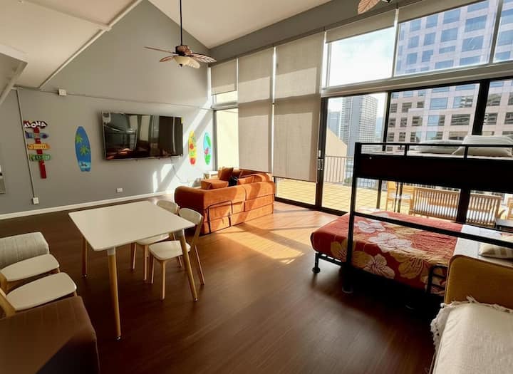 Penthouse With Parking Large Terrace15 Person - O‘ahu, HI