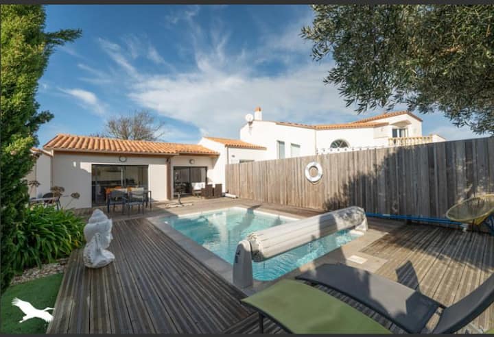 Jolie Maison
Piscine Privative
Bienvenue à Oléron - Saint-Denis-d'Oléron