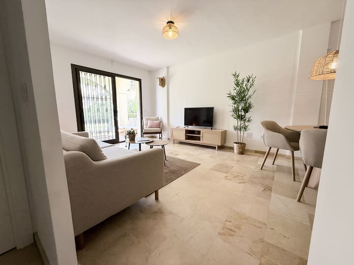 Casa Encanto: 7 Minuten Lopen Naar Het Strand. - Calahonda