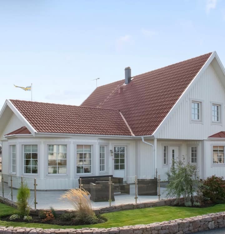Semesterboende 10 Bäddar I Närheten Av Smögen - Kungshamn