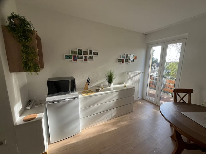 Dachgeschosswohnung & Balkon Im Grünen – Nähe Köln - Leverkusen