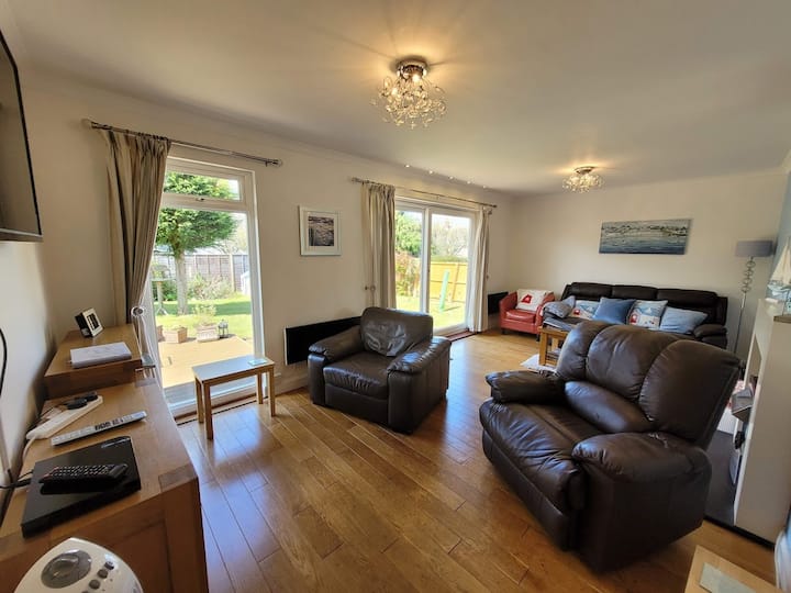 Enjoy Family Friendly Wightsands At Appley Beach. - Robin Hill, Newport