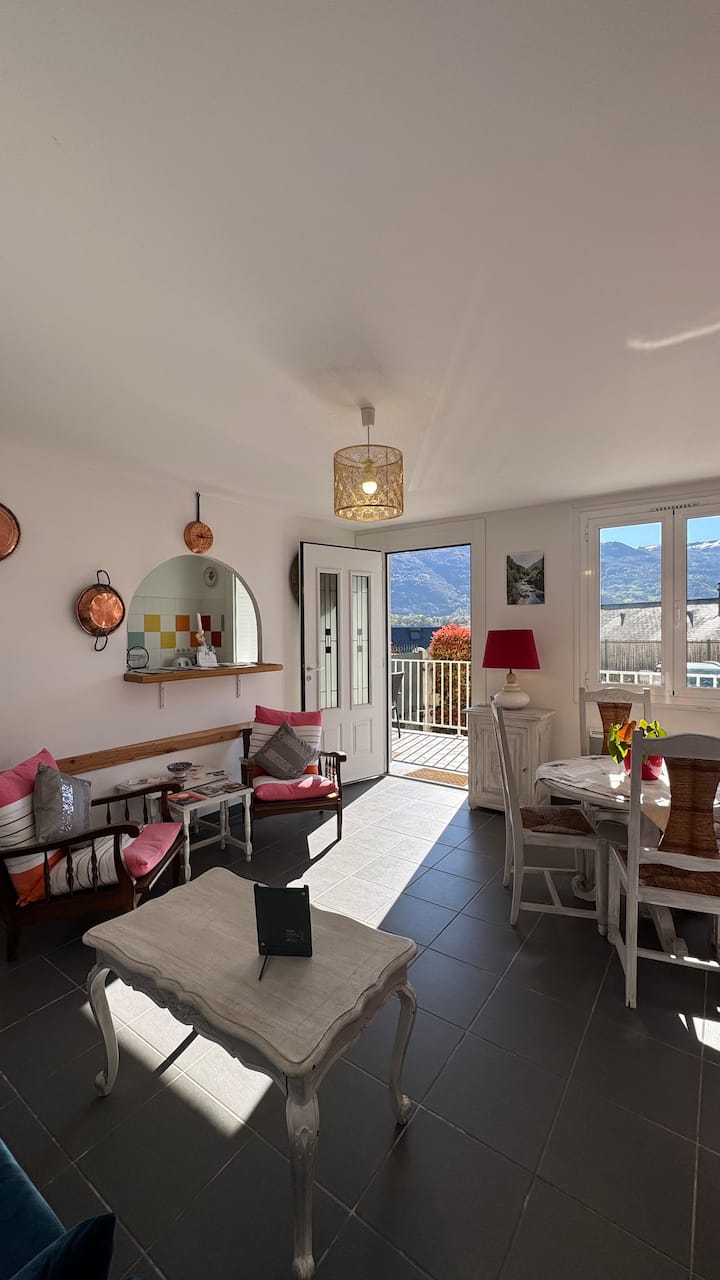 Appartement 3 Pers. Lumineux, Terrasse Et Parking - Argelès-Gazost