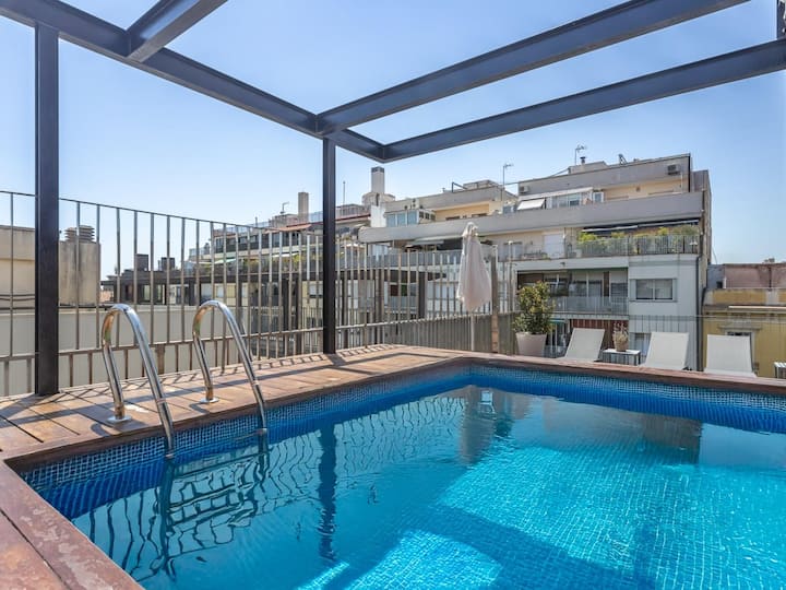 Flat With Private Terrace In Borne With Pool - Barcelona