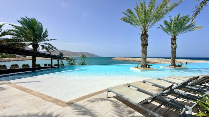 Baitzain 2br Apartment | Private Seaview Roof Deck - Oman
