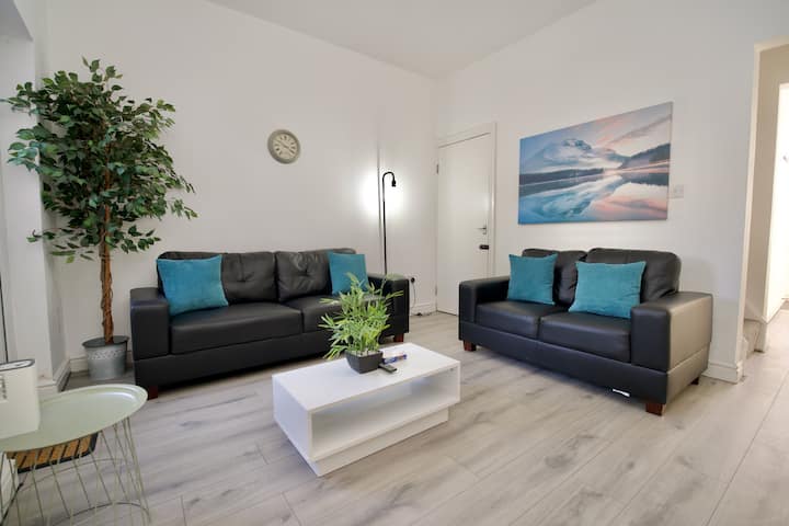 Fargo Villa: Walk To Town, Free Parking, Wi-fi - 코번트리