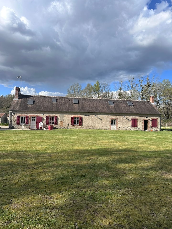 Longère De Charme En Forêt Avec Grand Jardin - Loiret