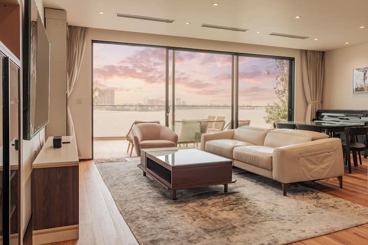Căn Hộ 250m2 Cao Cấp- View Hồ Tây đỉNh Cao - China