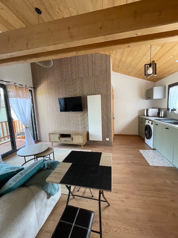Gite Du Ruisseau, Appartement Lavoûte-chilhac - Haute-Loire