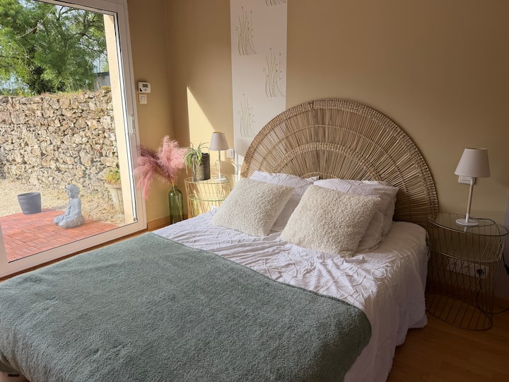 Jolie Chambre Avec Terrasse à 6 Min De L’aéroport - Bouguenais