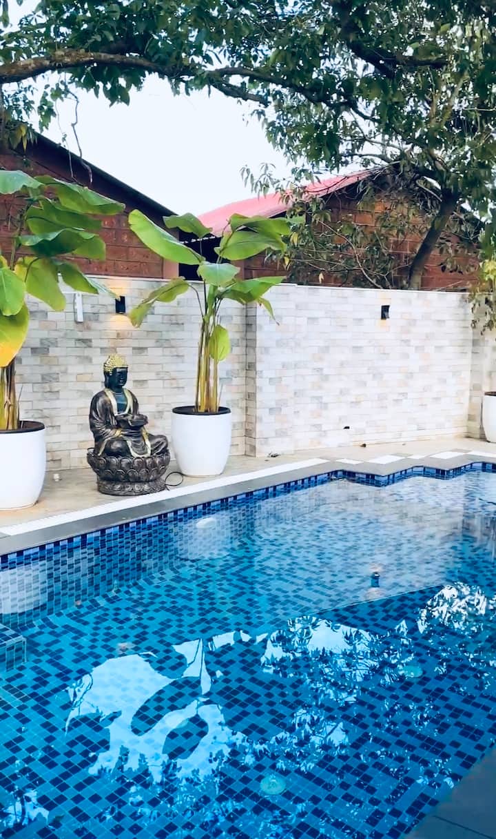 The S- Luxurios Stay Rimba - Mahabaleshwar