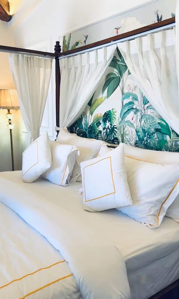 The S - Luxurious Stays Asmara - Mahabaleshwar