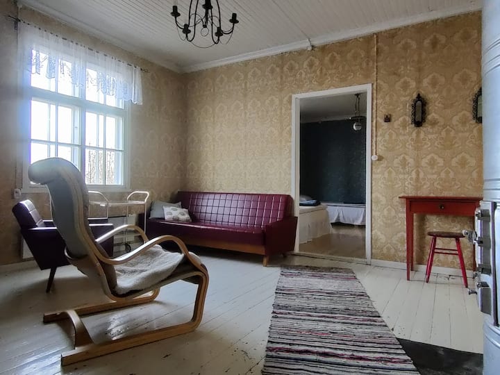 Tunnelmallinen Puutaloidylli Aseman Lähellä. - Kauhava