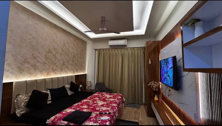 Perfect Bnb For Couples And Work Trips - Dadri