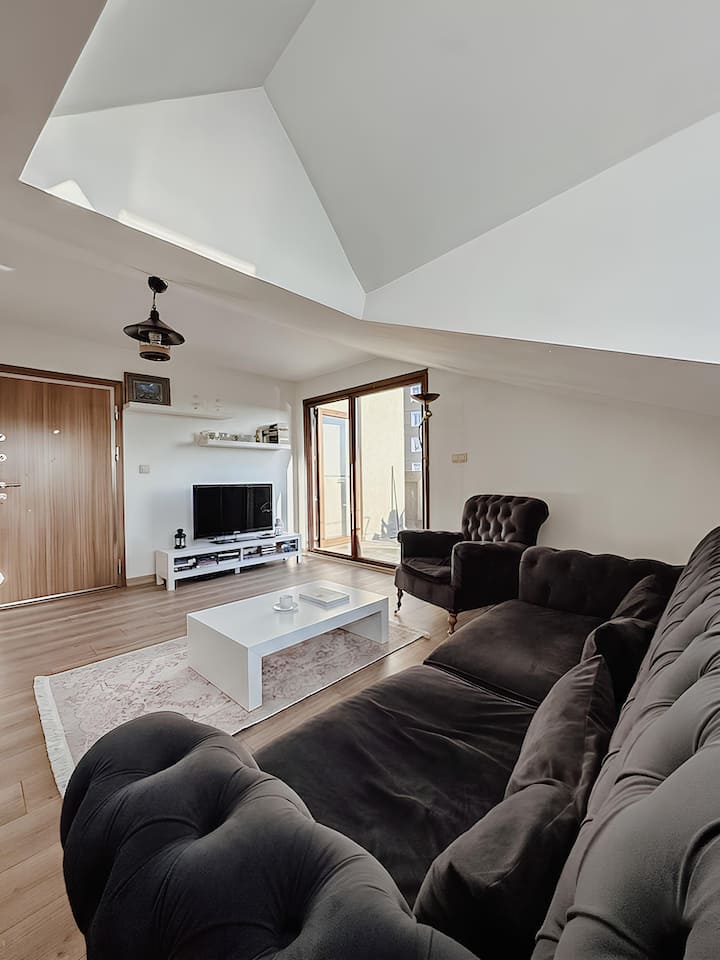 Muhteşem Adalar Manzarali  Ve Merkezi Daire - Heybeliada