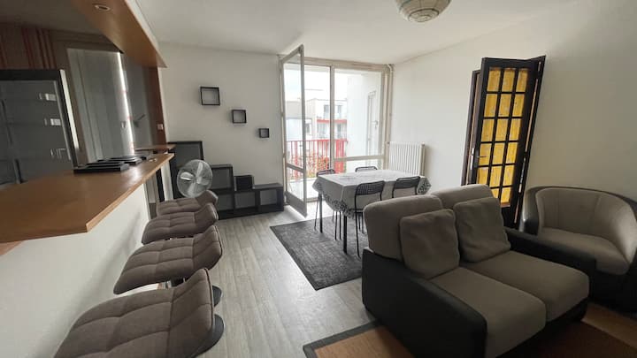 T4 Confort • Métro Et Commerces à Pied • Rennes - Rennes