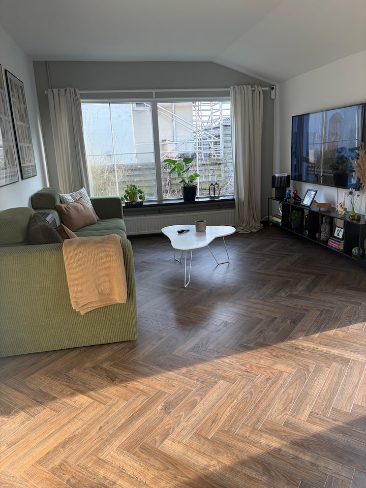 Nær By Og Natur - Lækkert Lille Hus - Odense