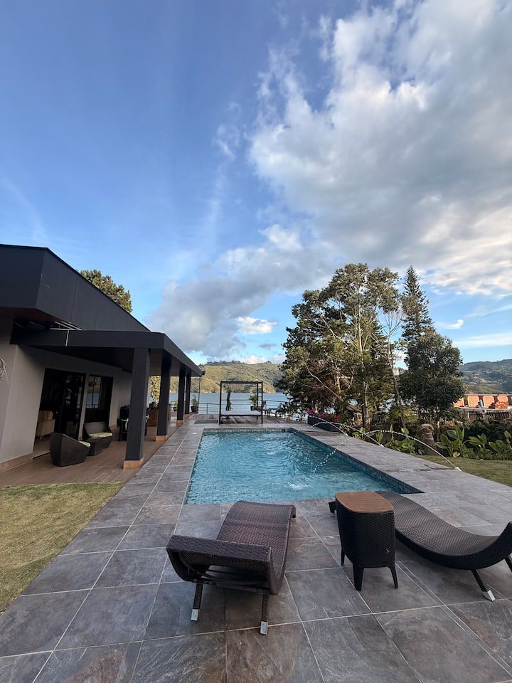 Finca De Lujo Con Acceso Directo Al Lago - Calima