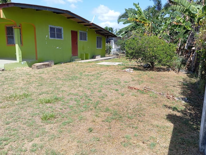 Tiny Home Con Estilo: Minimalista Y Muy Cálida - Panama