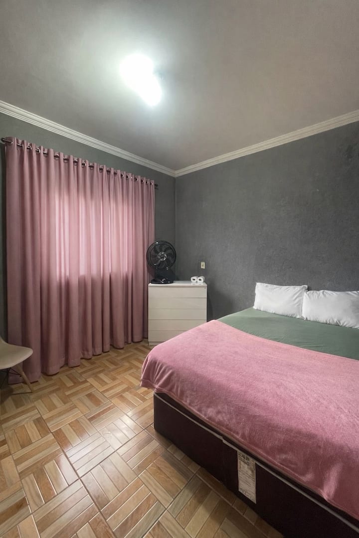 Casa Com Garagem Portão Eletrônico, 2 Quartos - Santa Luzia