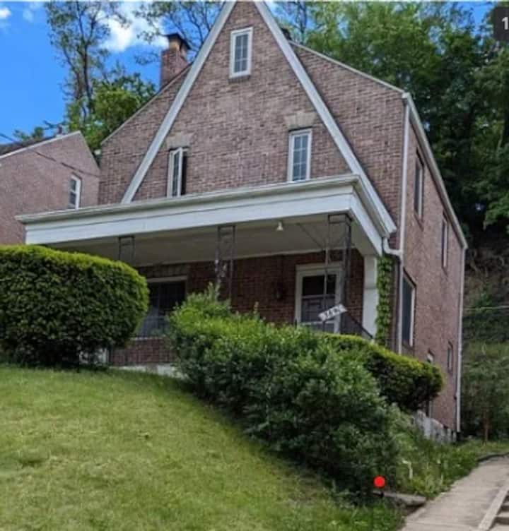 Internship/short Term 3 Bd - 1.5 Ba - Pittsburgh, PA