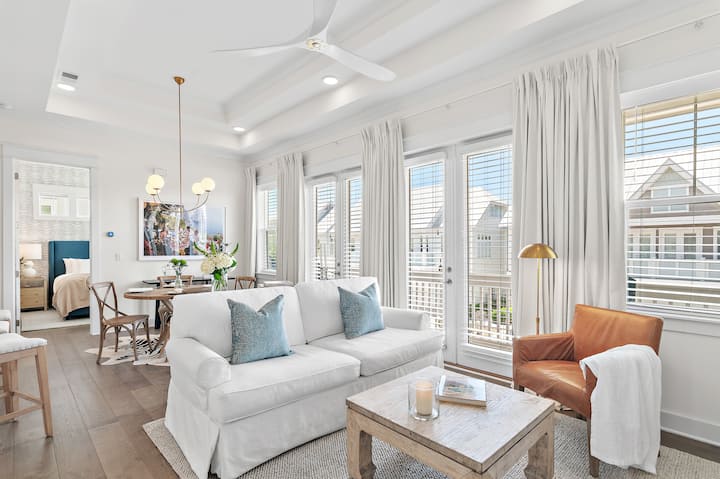 Beach Nuts On 30a | Covered Balcony + Golf Cart - Alys Beach, FL