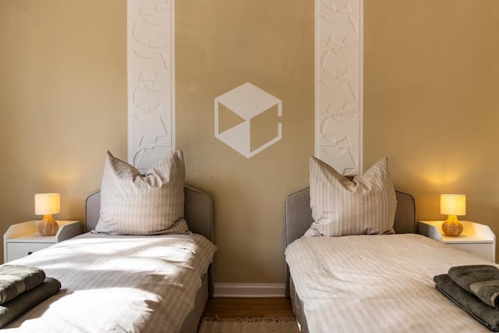 Cy Walle | A27 B6 | Zentral | 5 Personen - Bremen