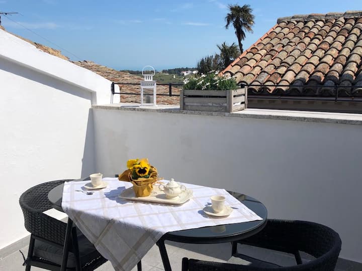 B&b Portagirone Nel Cuore Di Borgo Medievale - Porto Sant'Elpidio