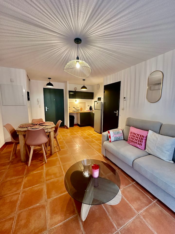 Charmant Appartement Lumineux Avec Terrasse - Cavaillon