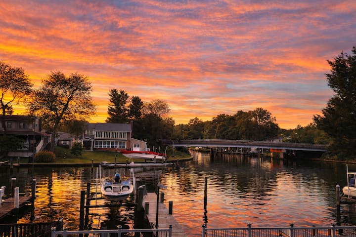 Breakwater Escape - Abingdon, MD