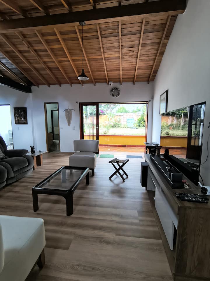 Casa Completa Con Ambiente Campestre - La Ceja