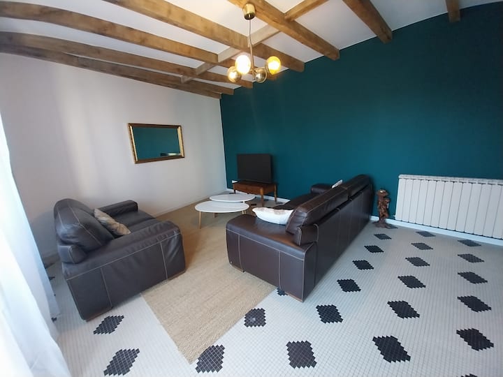 La Maison D'edwige Et Roger
Charme Et Sérénité - Salles-Curan