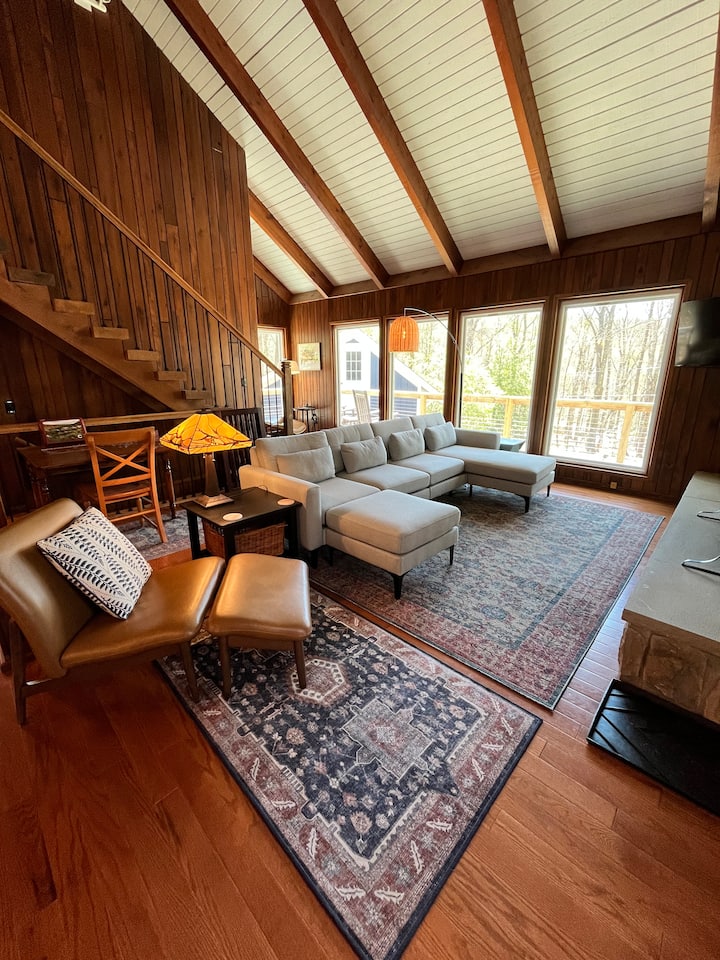 Cozy House In Bear Rocks - Mount Pleasant, PA