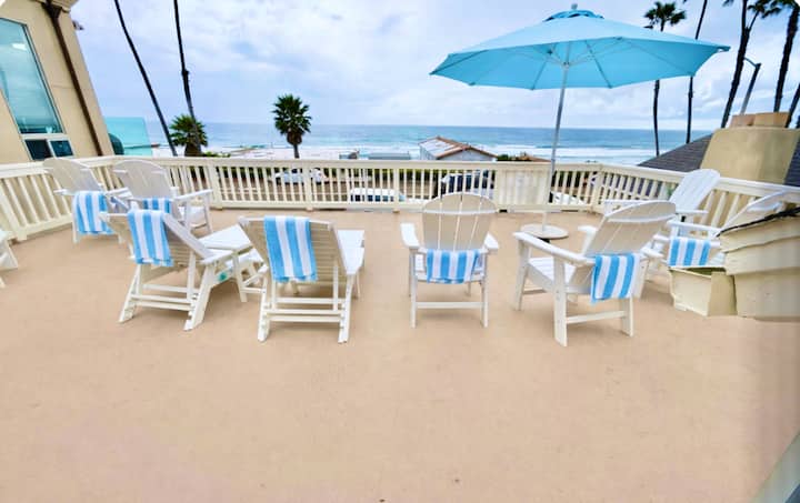 Cute Beach Cottage, Walk To Beach & Restaurants - Oceanside, CA