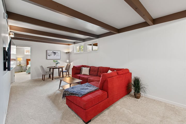 5-min Walk To Pvh · Private Suite - Fort Collins