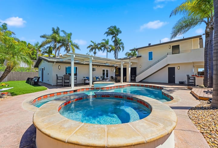 New Listing Alto Cerro | Ocean-views & Resort Pool - Mission Bay, CA