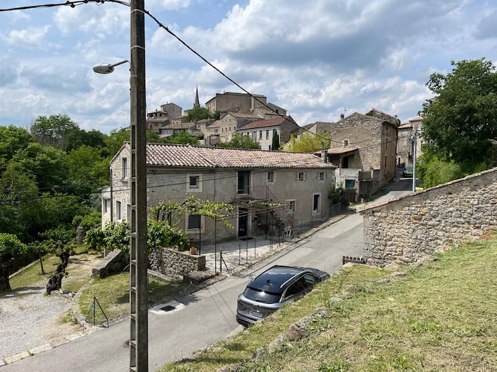 Gîte La Bourgade à Joyeuse En Ardèche - Joyeuse
