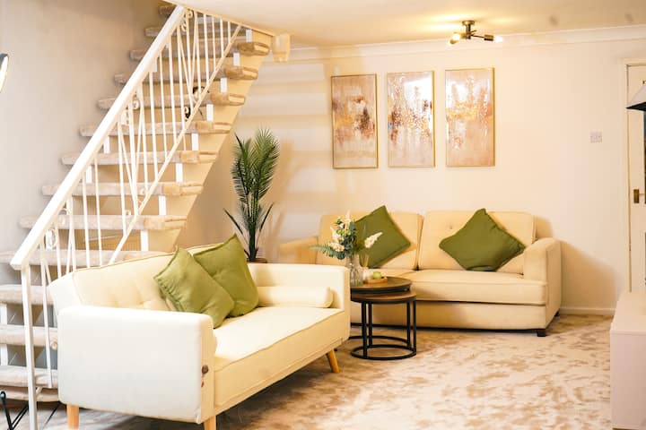 Cozy Family Getaway With Bbq Nights & Pool Table - Cardiff