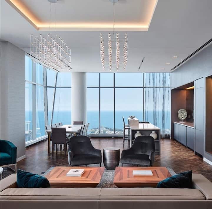 New Grant Park Apartment - Chicago, IL