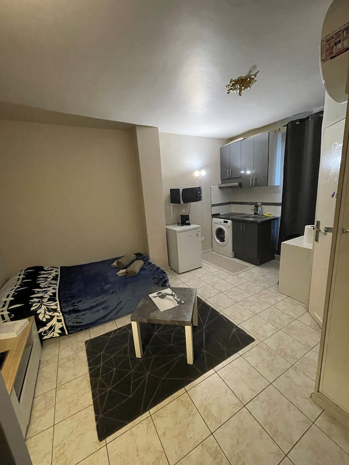 Bel Appartement à Clichy - Porte de la Villette