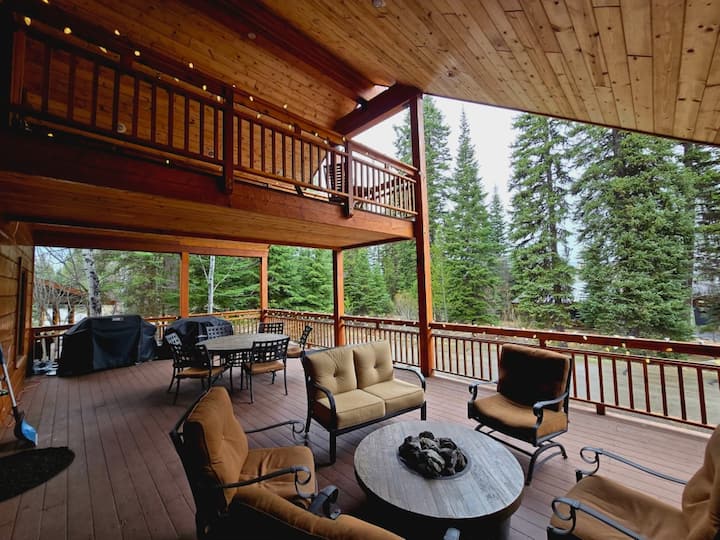 Cedar's Fairway Lodge, Pets Welcome, Pool & Hotub - マッコール, ID