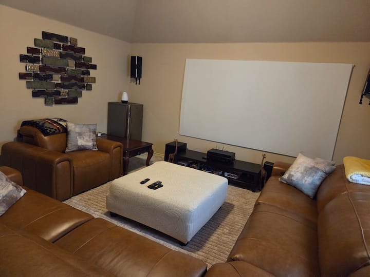 Modern Twin Escape In Grand Prairie - Grand Prairie, TX