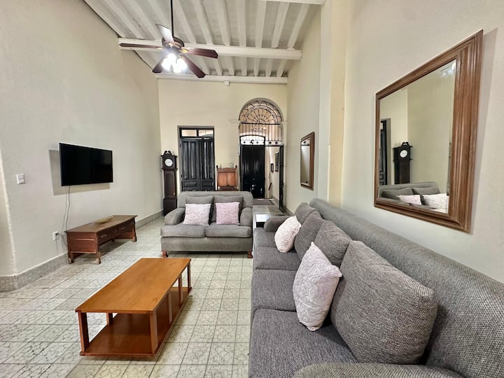 Casa Colonial Centro Histórico Amplia - Mazatlán