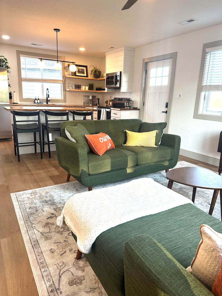 Soundside Retreat | New Build + Sunset Views - Manteo, NC